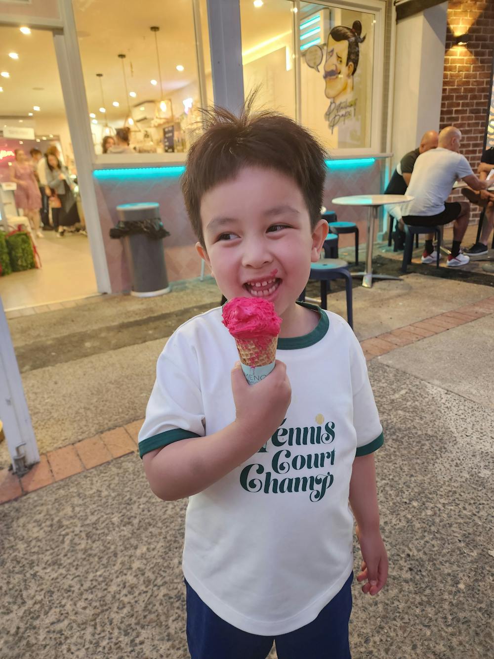 What do you call a snowman in summer? A puddle!