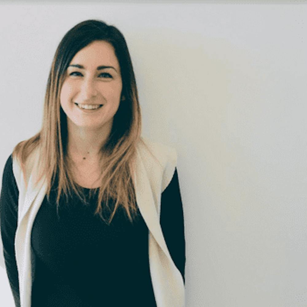 Elisa S. - Ultimate Guide for Hotels and Vacation Rentals | Octorate